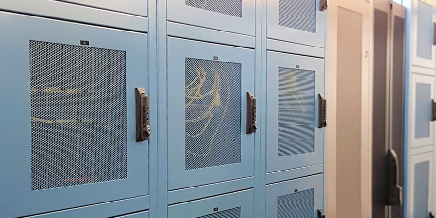 Quarter racks in a data centre - Colo-X